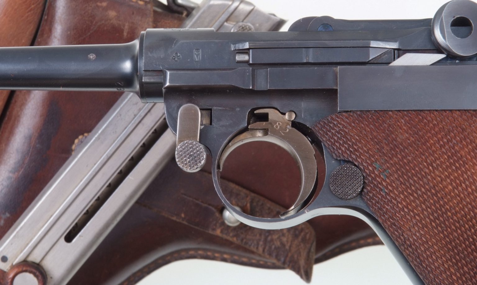 Luger, 1900 Swiss, Military, Wide Trigger, Holster - Historic Investments