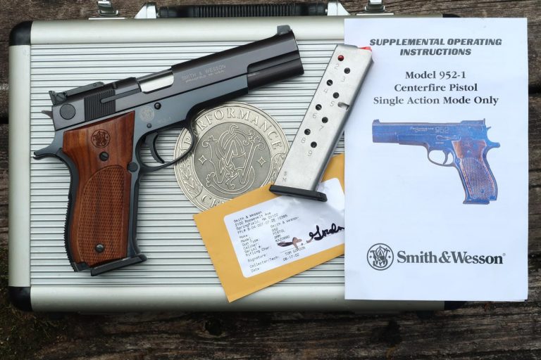 Smith & Wesson, Model 952-1, KAZ0690, A-1658 - Historic Investments