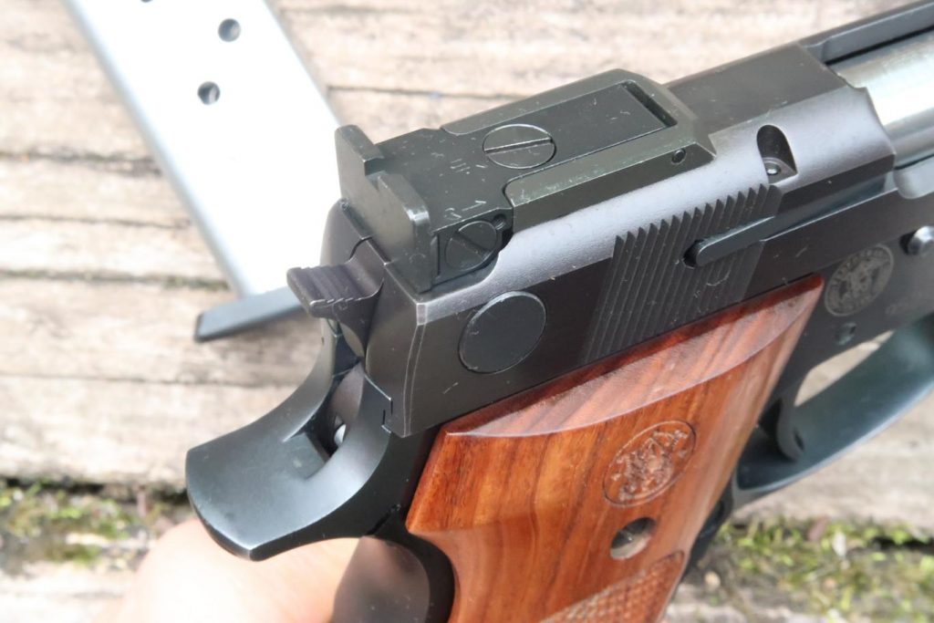 Smith & Wesson, Model 952-1, KAZ0690, A-1658 - Historic Investments