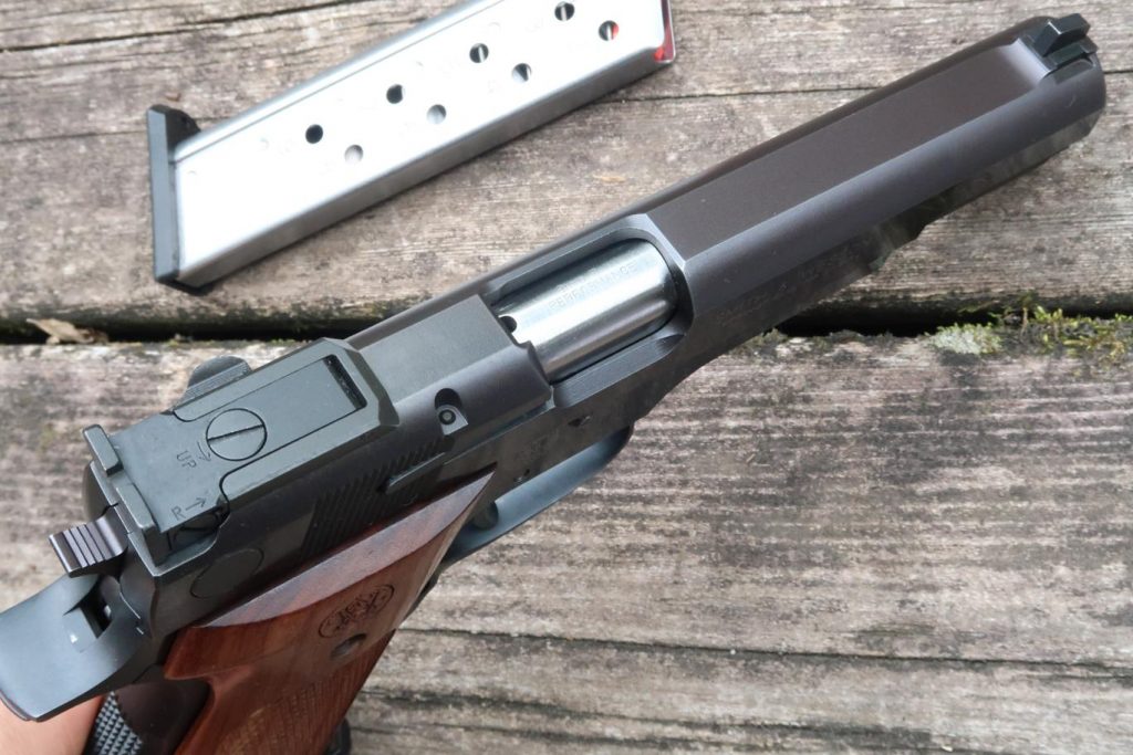 Smith & Wesson, Model 952-1, KAZ0690, A-1658 - Historic Investments