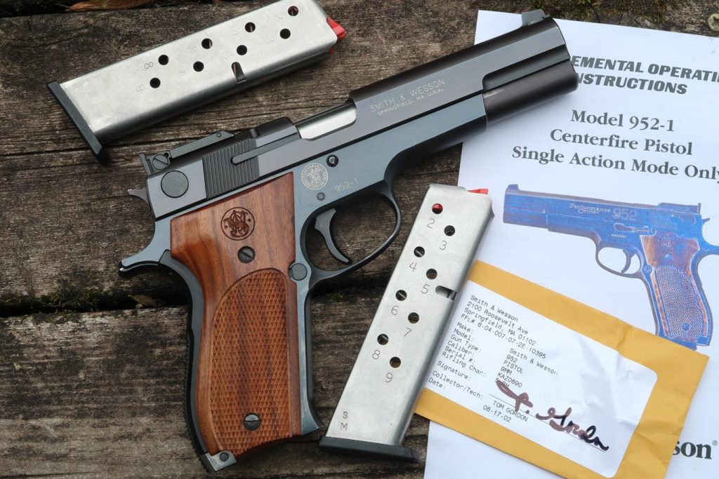 Smith & Wesson, Model 952-1, KAZ0690, A-1658 - Historic Investments