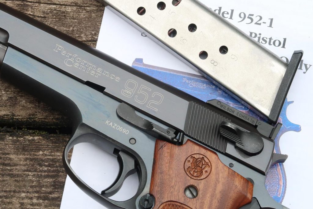 Smith & Wesson, Model 952-1, KAZ0690, A-1658 - Historic Investments
