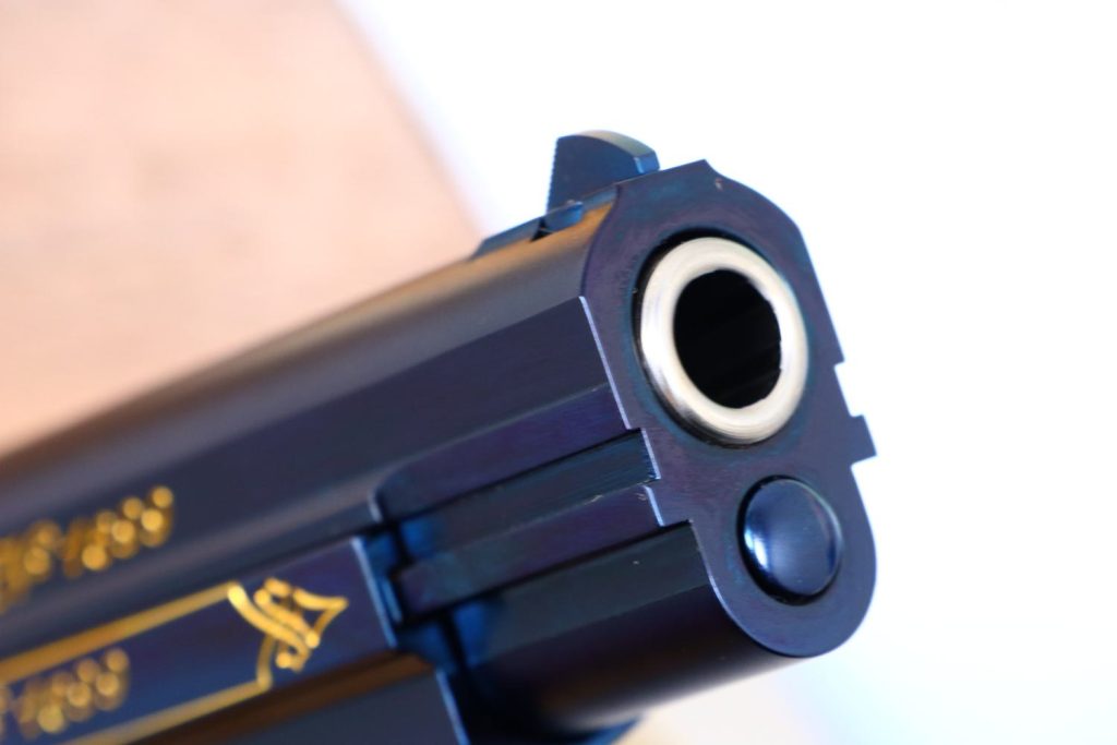 Unbelievable SIG, P210, 700 Year Commemorative, Cased, 1699, FB01025 ...